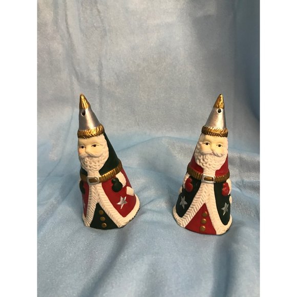 Unknown | Holiday | Santa Salt And Pepper Shakers | Poshmark